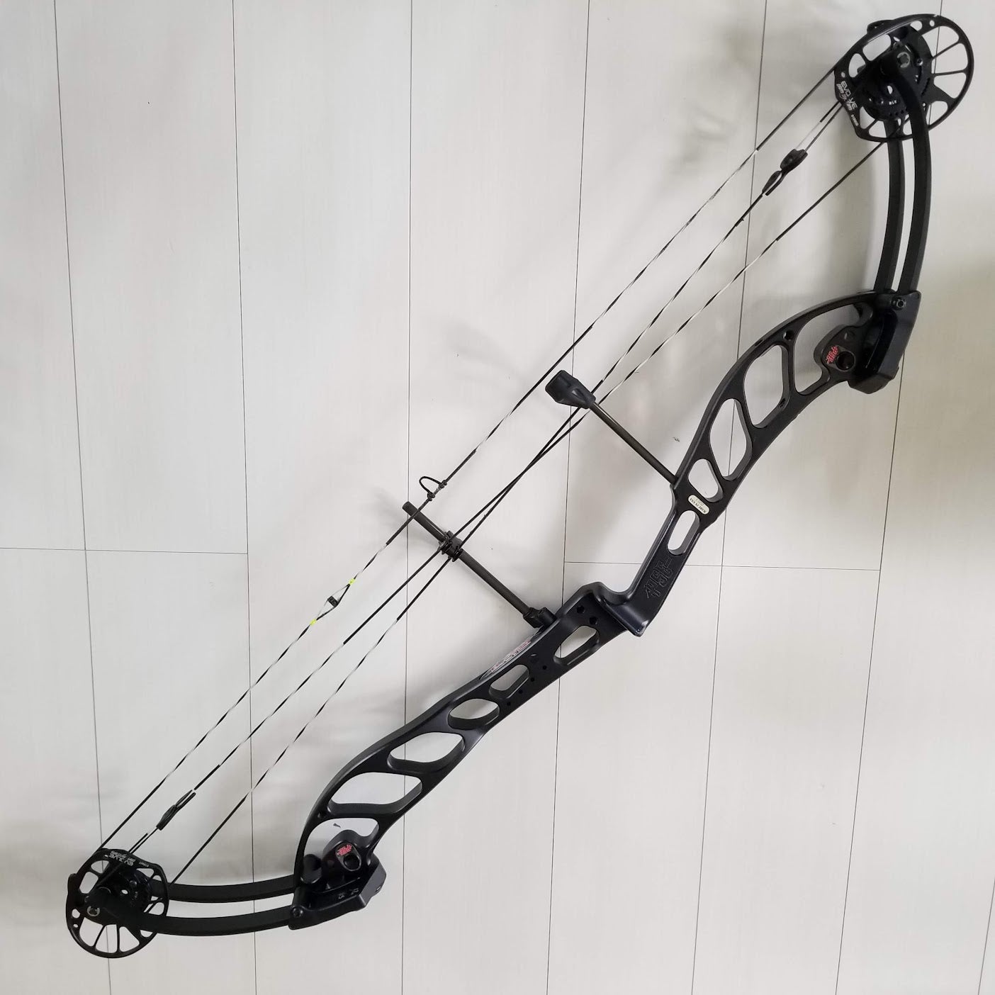 PSE SUPRA RTX 40 コンパウンドボウ 40-50ポンド | アシストアーチェリー